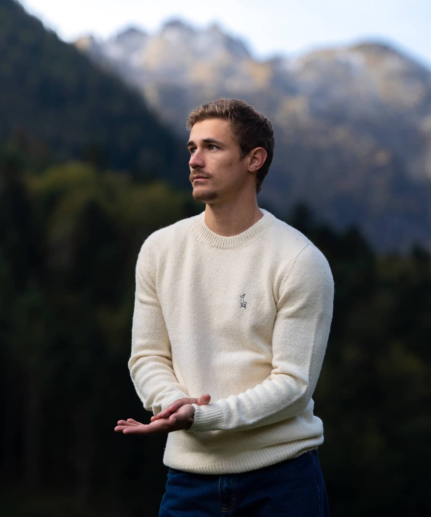 Maison Izard: Vêtements durables en laine des Pyrénées